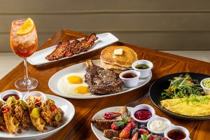 STK Steakhouse - The Bellevue Collection