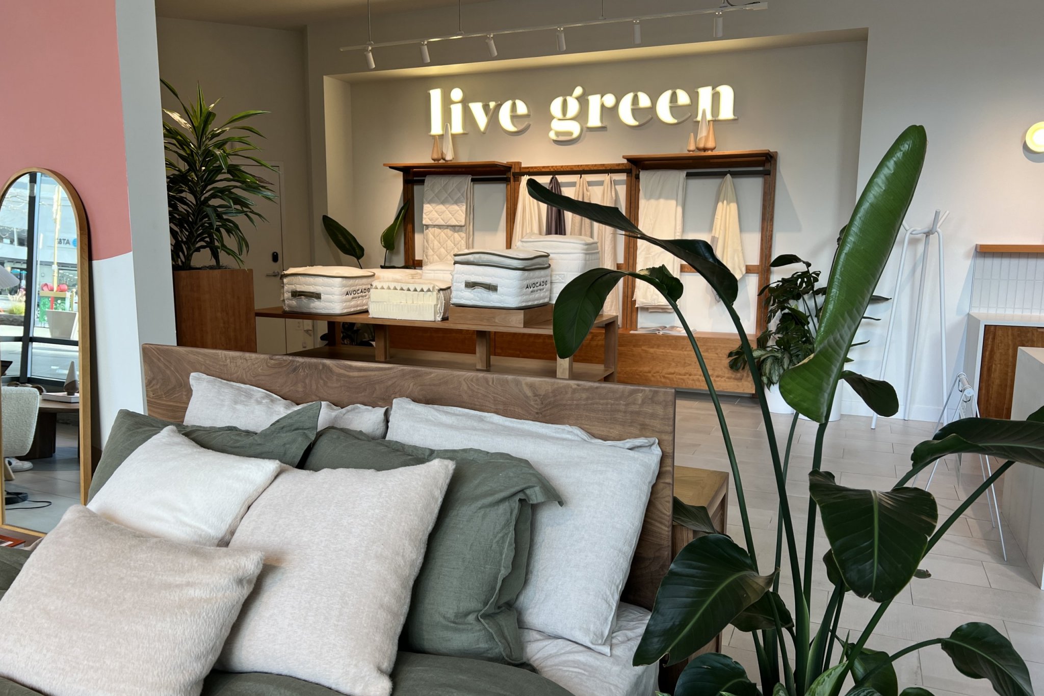 Exploring the Best of Bellevue Place: Shopping and Dining Delights ...